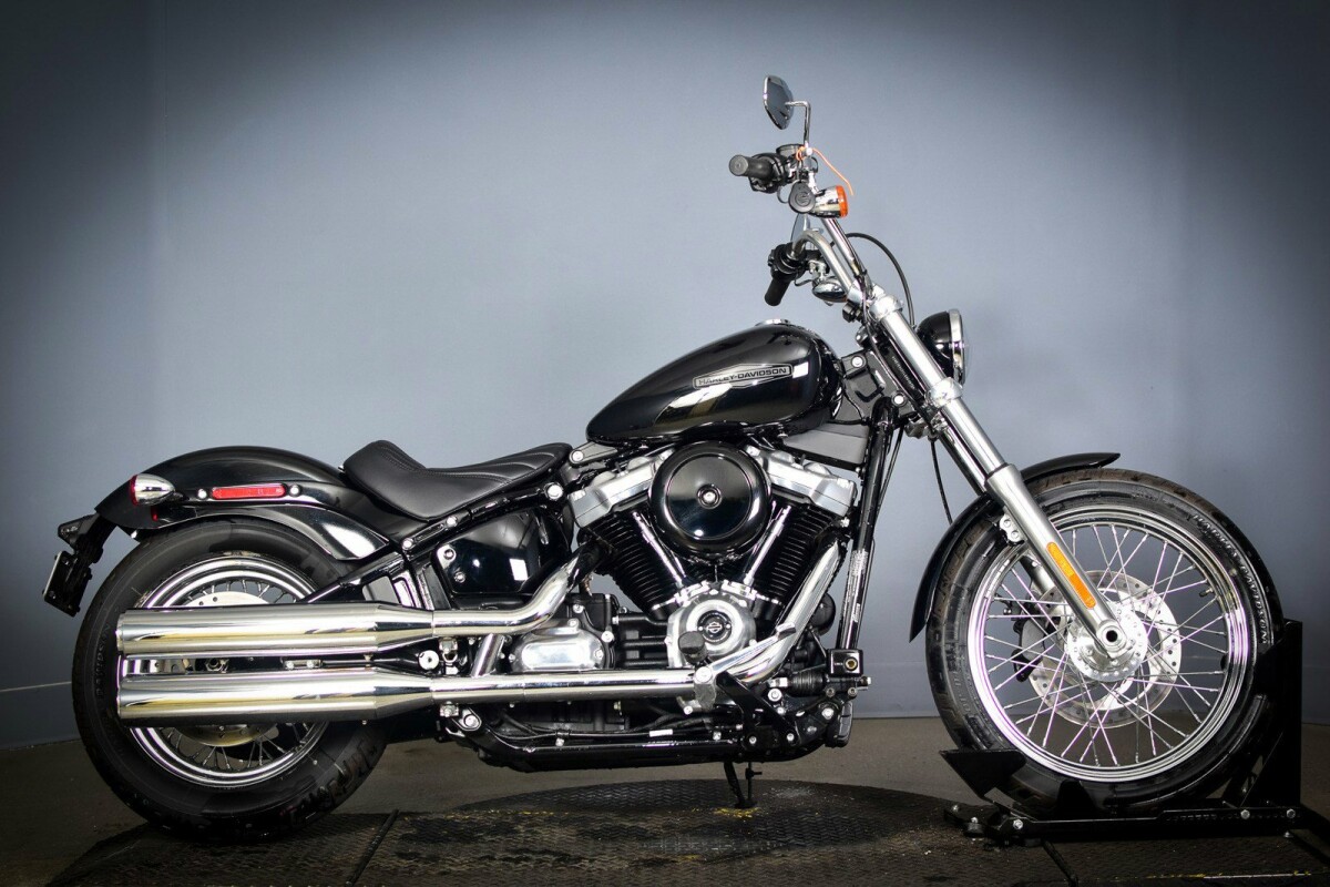 Softail Standard® | Riverside Harley-Davidson®