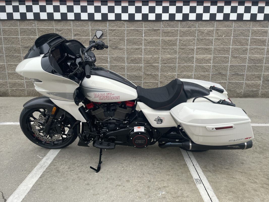 CVO™ Road Glide® ST | Tifton Harley-Davidson®
