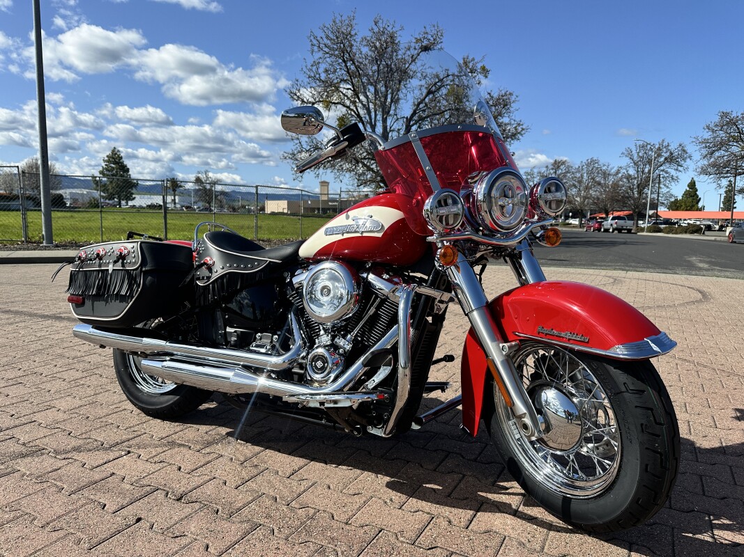 Hydra-Glide Revival | Iron Steed Harley-Davidson