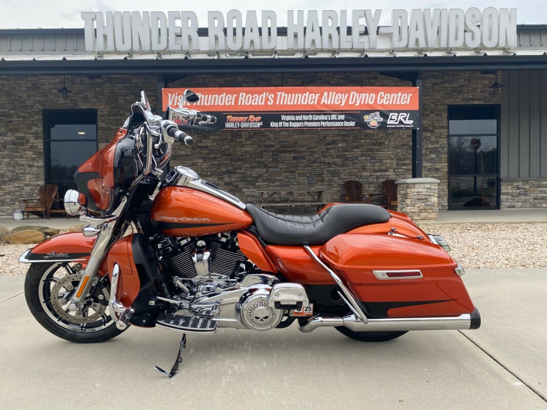 2024 Harley-Davidson® CVO™ Street Glide® Copperhead | CrossRoads Harley ...