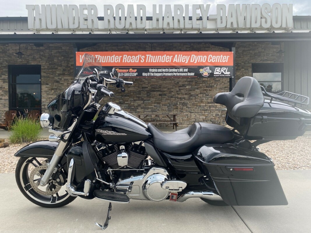 2024 Harley-Davidson® CVO™ Street Glide® Copperhead | CrossRoads Harley ...