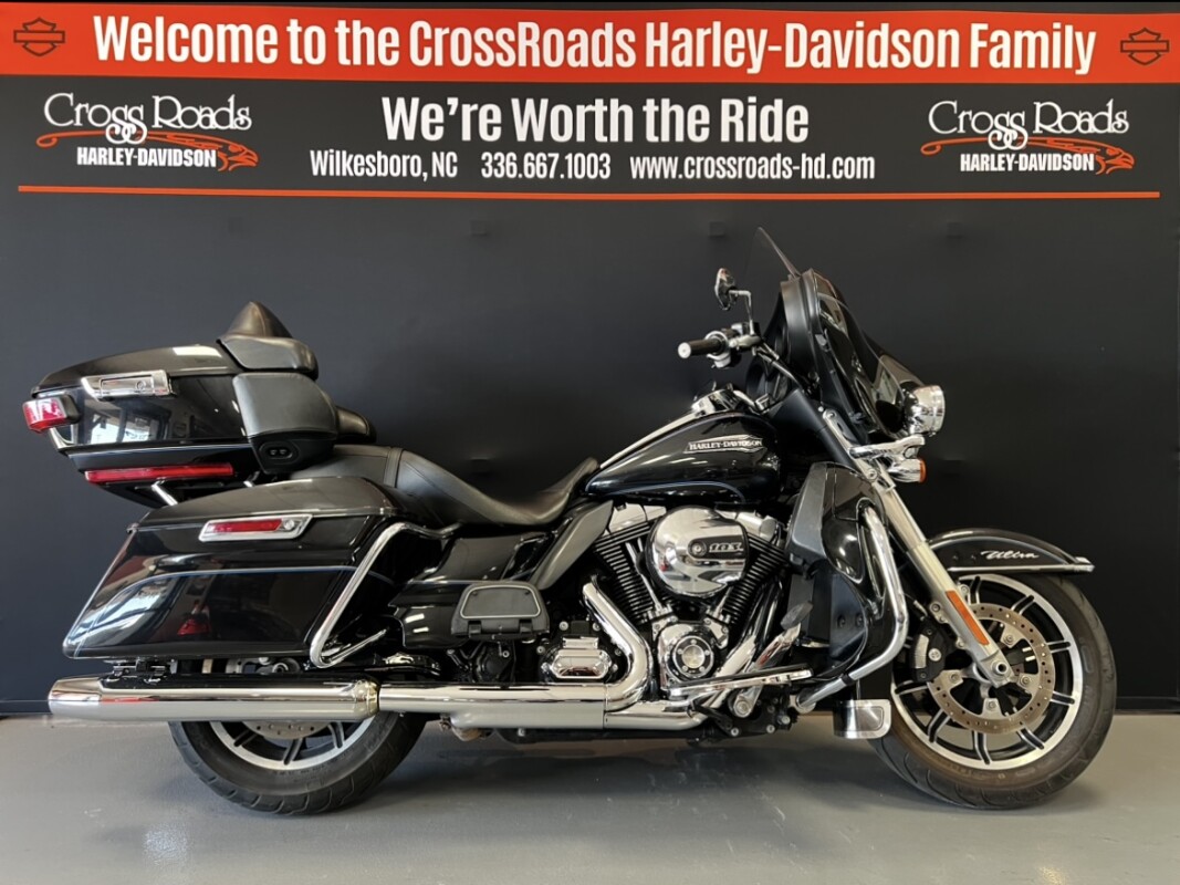2024 Harley-Davidson® CVO™ Street Glide® Copperhead | CrossRoads Harley ...