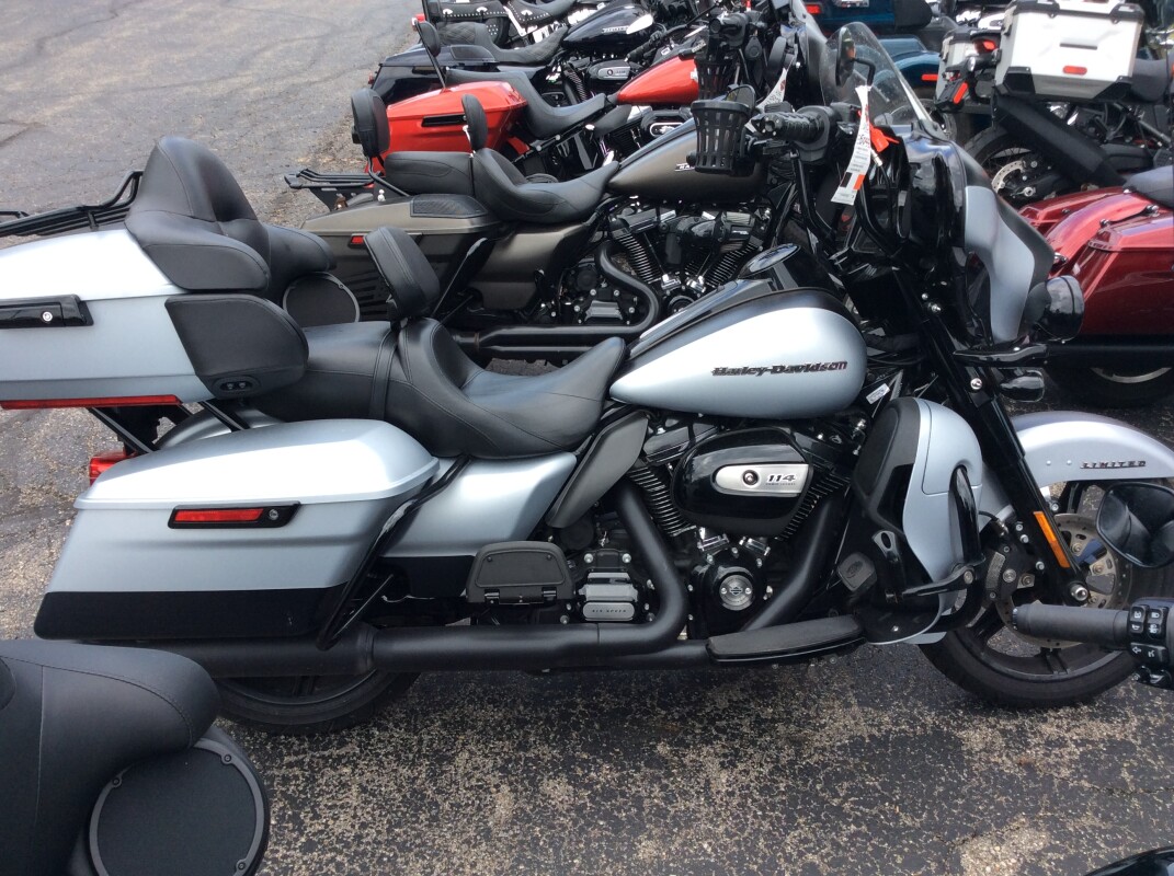 Ultra Limited | Powder Keg Harley-Davidson