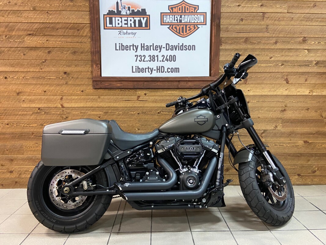 2018 Harley-Davidson® Fat Bob® 114 Industrial Gray Denim FXFBS | Liberty Harley-Davidson