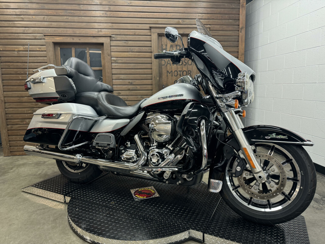 Road Glide® | Redstone Harley-Davidson®