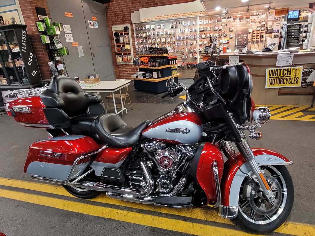 2019 Harley-Davidson® Electra Glide® Ultra Classic® | Dubois Harley-Davidson®