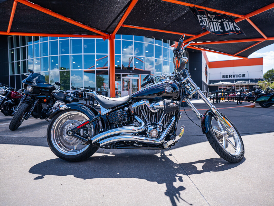 2009 Softail Rocker C FXCWC | American Eagle Harley-Davidson®