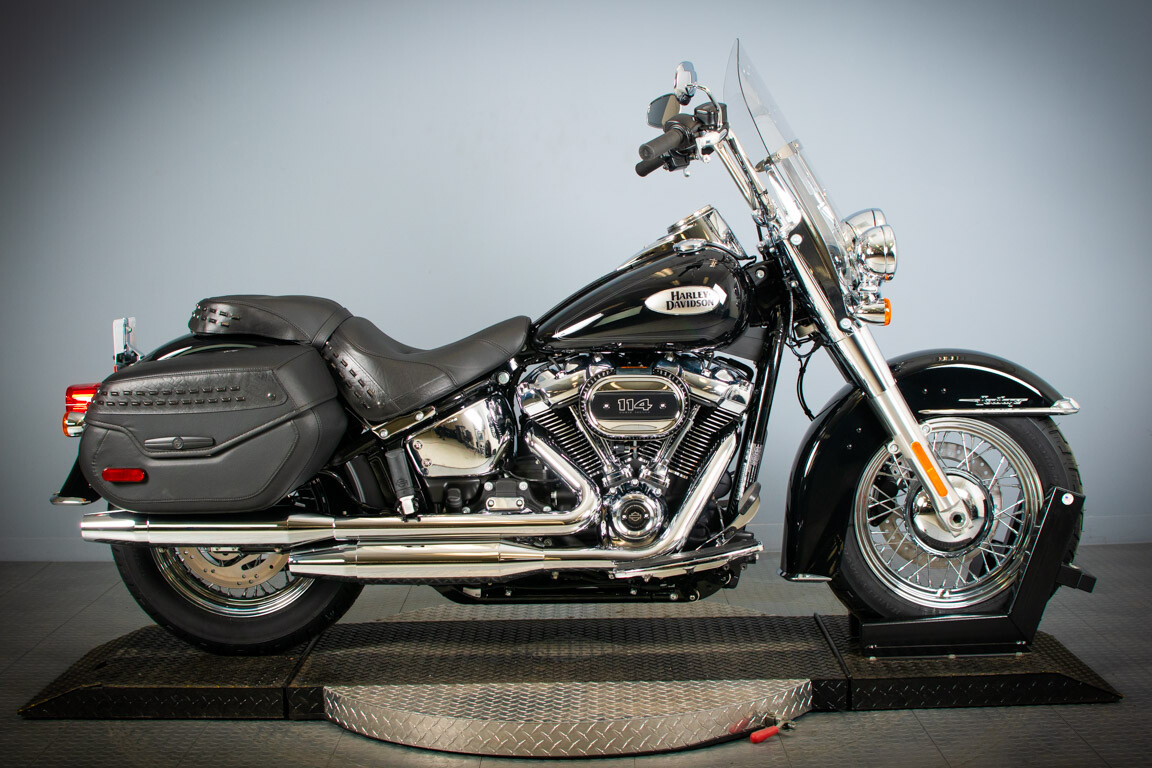 2024 Harley-Davidson® Heritage Classic FLHCS | Rawhide Harley-Davidson®