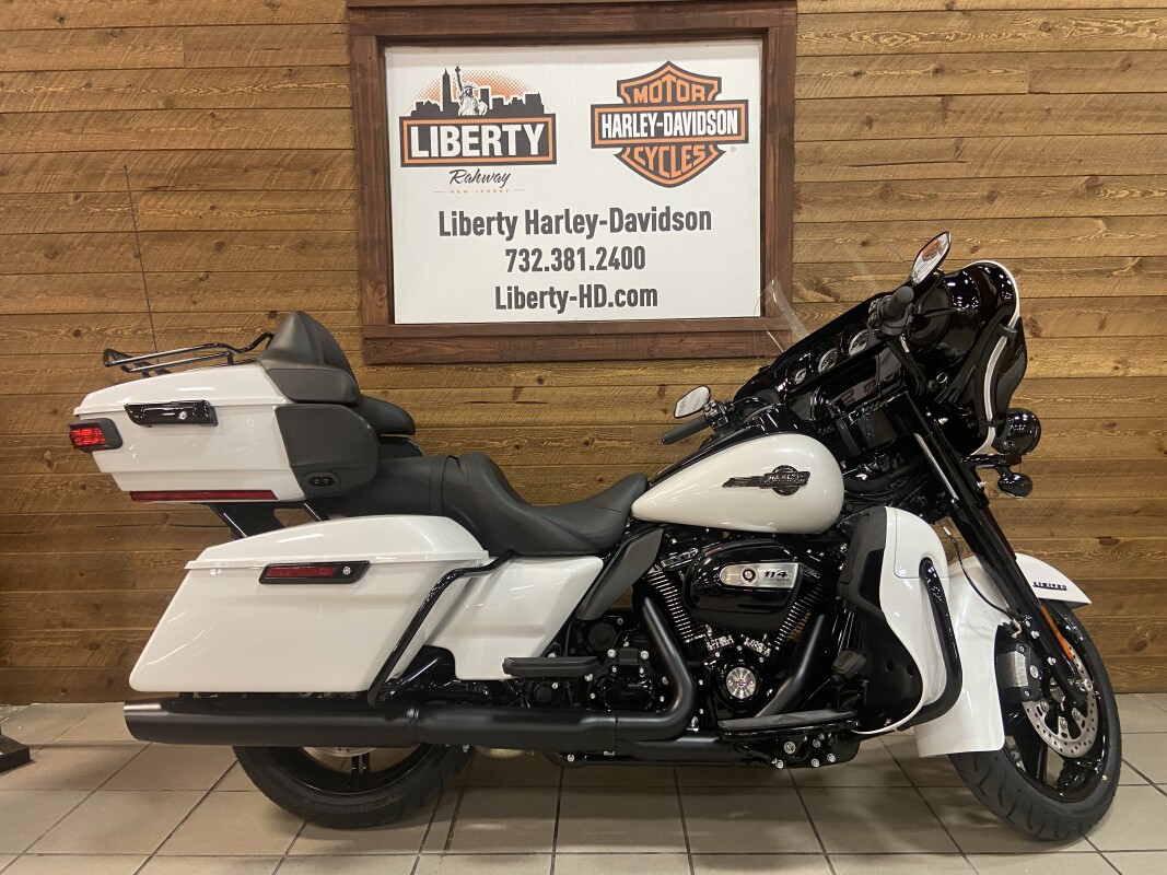 2024 Harley-Davidson® Ultra Limited White Onyx Pearl - Black Finish ...