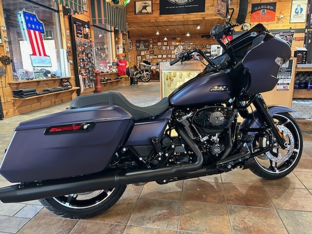2025 Harley-Davidson® Road Glide® Purple Abyss Denim - Black Finish ...