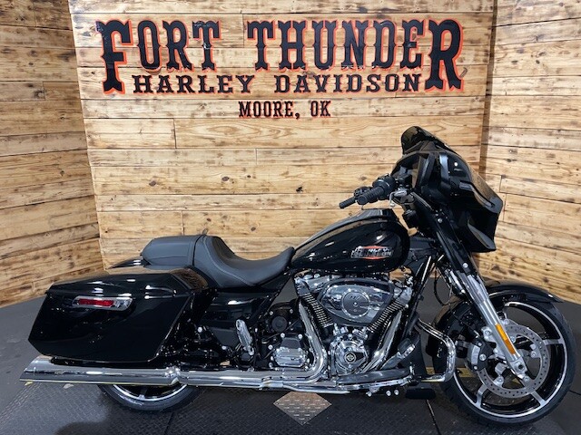 Street Glide® | Black Gold Harley-Davidson®