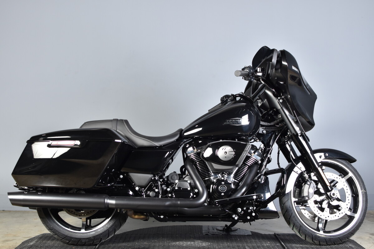 2025 Harley-Davidson® Street Glide® FLHX | The Woodlands Harley-Davidson®