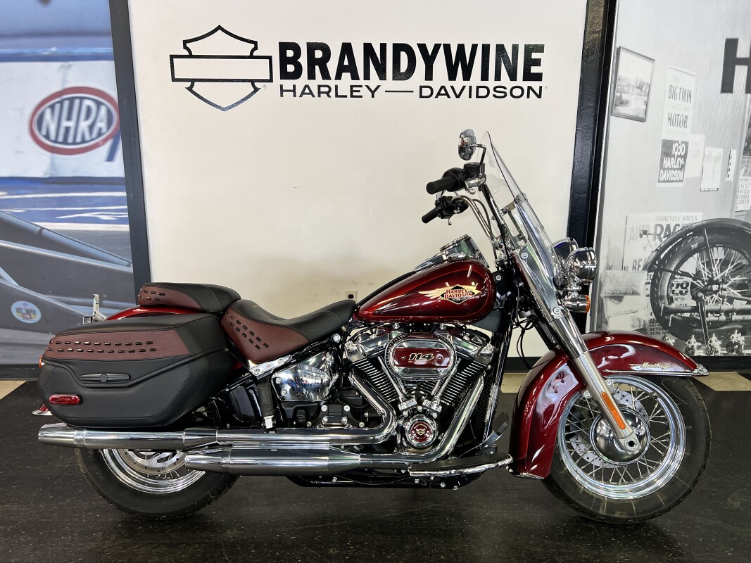 2023 Harley-Davidson® Heritage Classic Heirloom Red Fade FLHCS ...