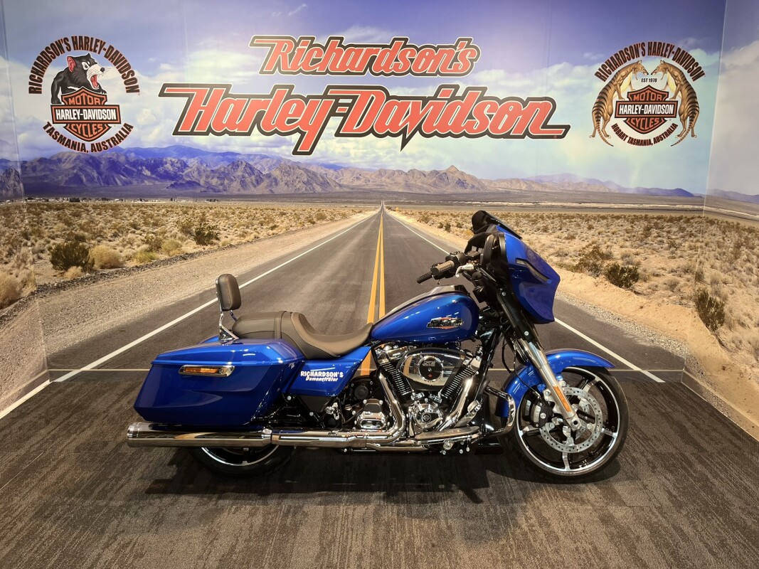 2025 Harley-Davidson® Street Glide® Demo Model | Richardson's Harley ...