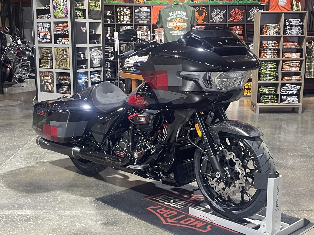 2025 Harley-Davidson® Road Glide® CVO™ ST HOT LAP | Chicago Harley-Davidson