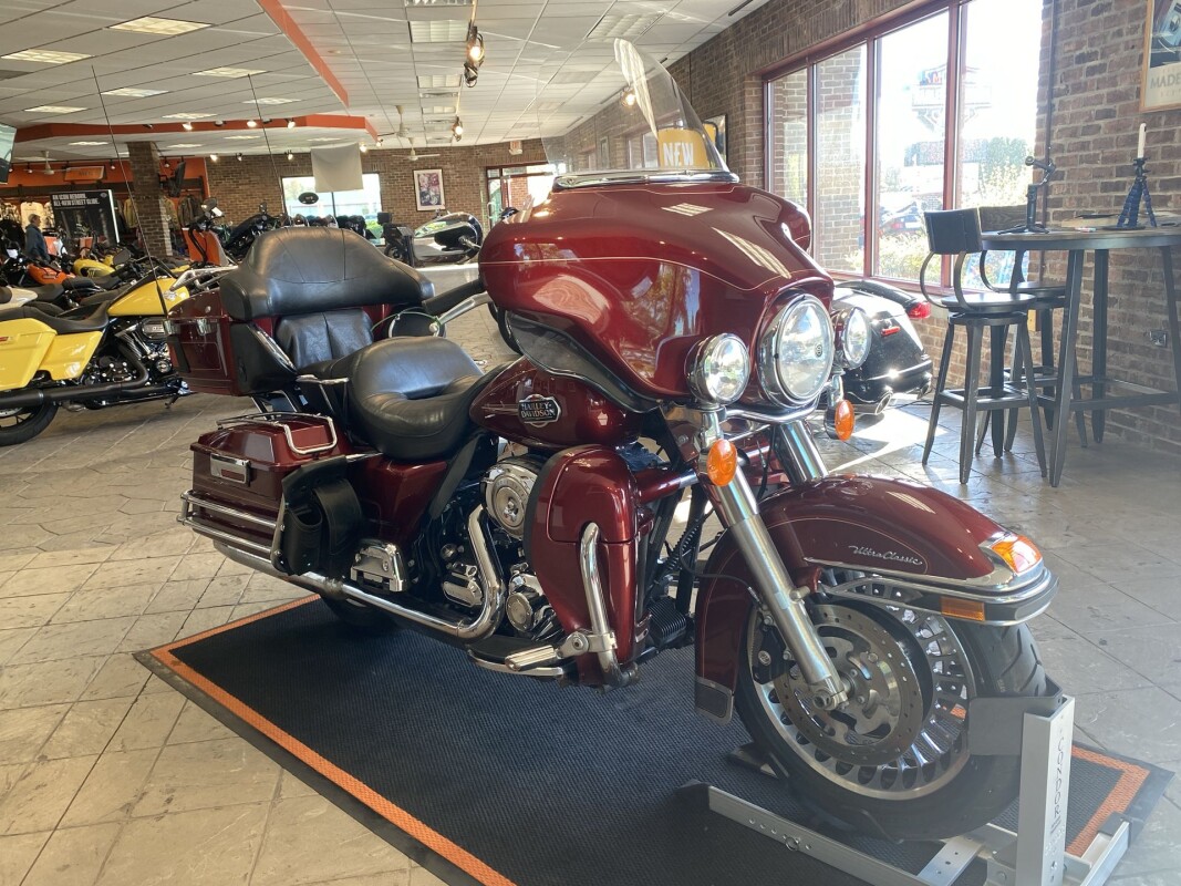 Electra Glide® Ultra Classic® | Wild Fire Harley-Davidson