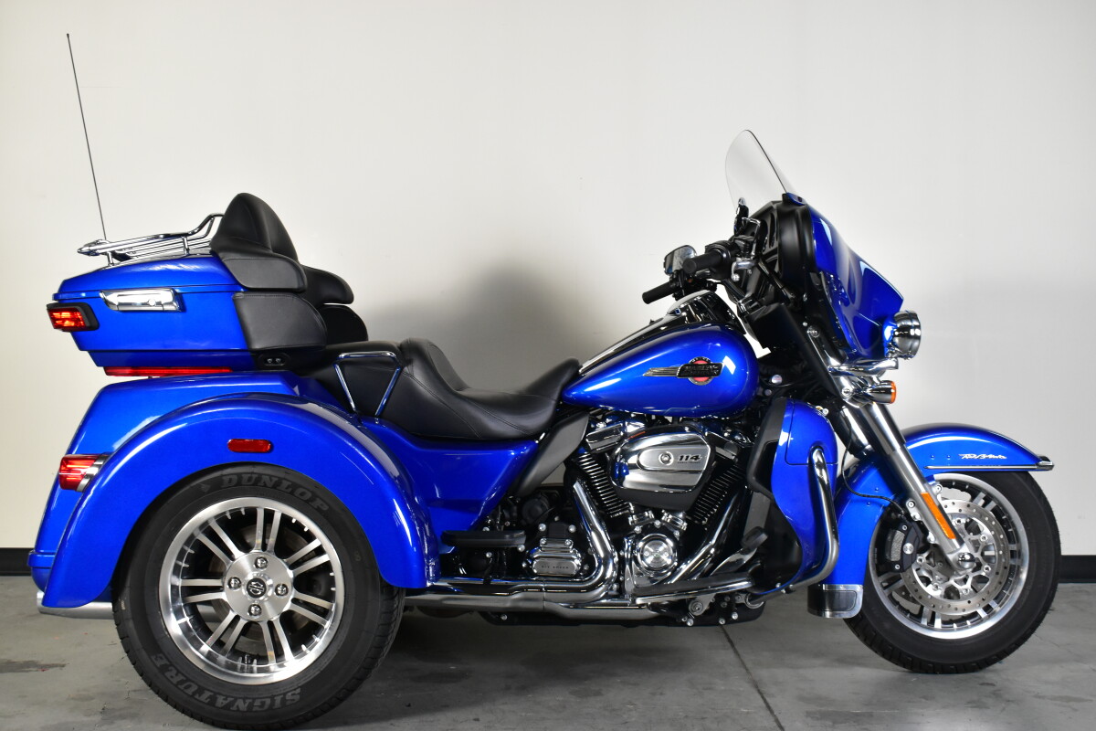 Used 2024 Harley-Davidson® Tri Glide® Ultra FLHTCUTG | Volcano Harley ...
