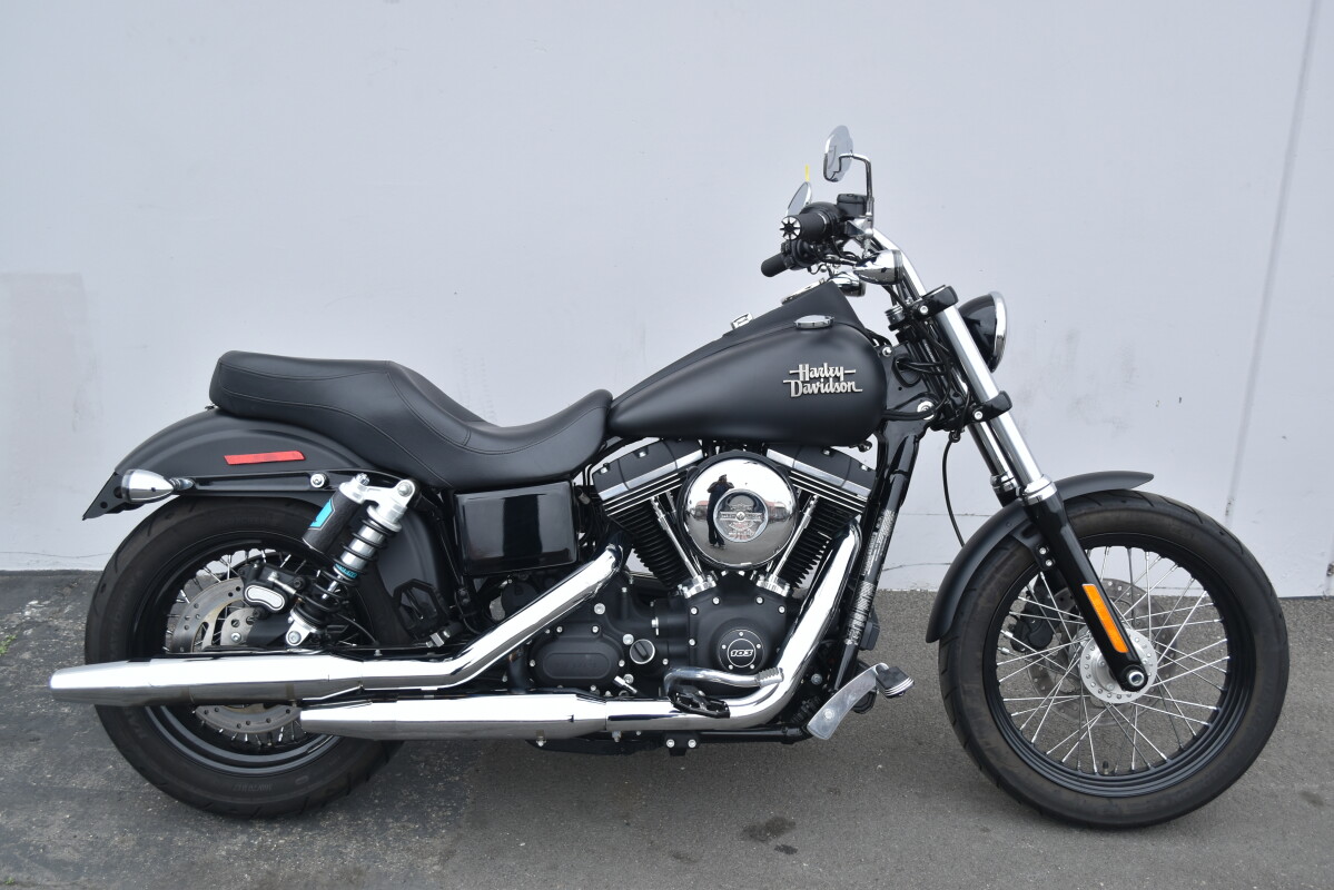 2015 Fxdb103 / Street Bob | Huntington Beach Harley-Davidson®