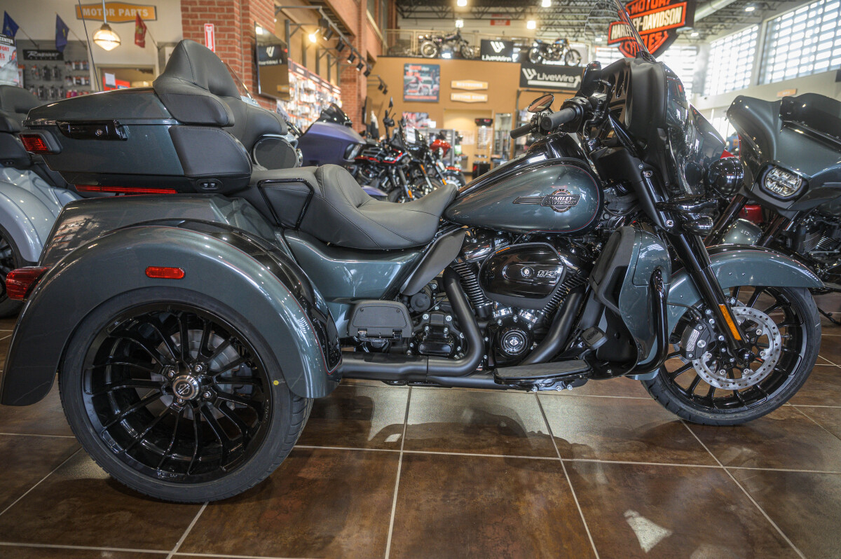 New 2025 Harley-Davidson Tri Glide Ultra Trike FLHTCUTG For Sale In ...