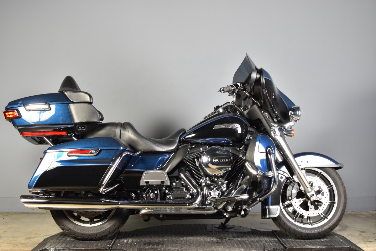 2014 Harley-Davidson® Electra Glide® Ultra Classic® FLHTCU | Patriot Harley-Davidson®
