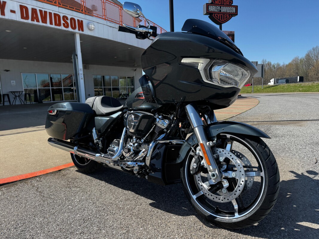 2025 Harley-Davidson® Road Glide® Iron Horse Metallic | Four Rivers ...