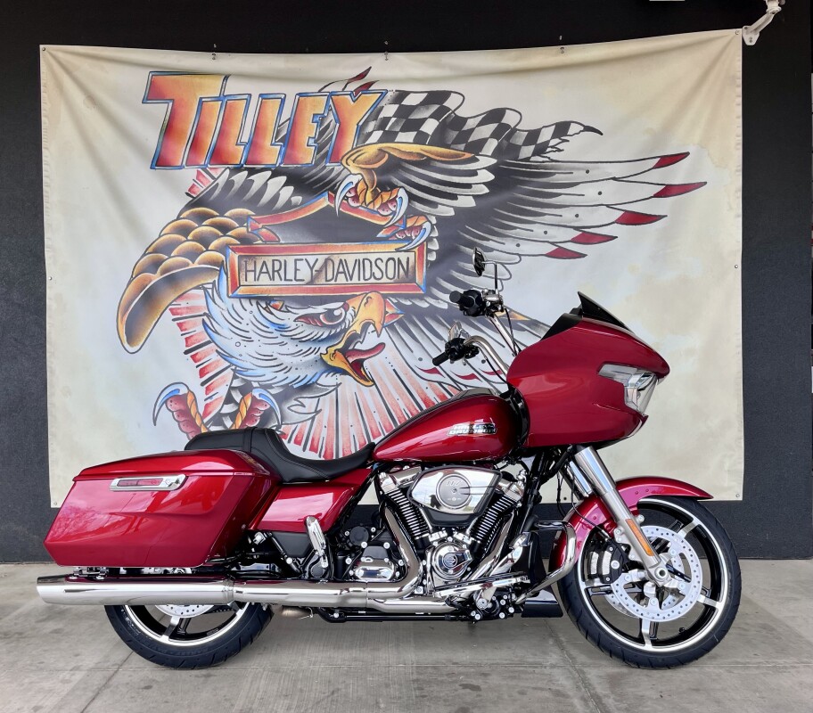 Road Glide™ | Tilley Harley-Davidson®