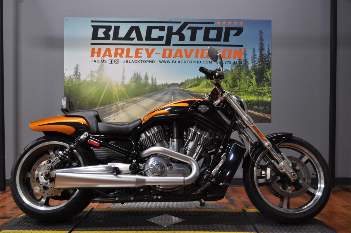 2014 Harley-Davidson V-Rod Muscle® | Wrecking Crew Harley-Davidson®