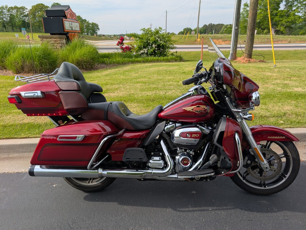 Nueva Harley Davidson Deluxe