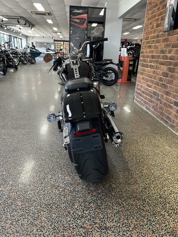 2025 117 Fatboy | Harley Magic Harley-Davidson®