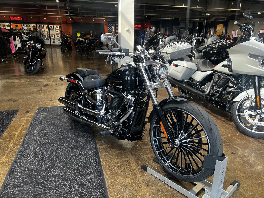 2025 Harley-Davidson® Breakout™ | New Motorcycles For Sale | Villa Park ...