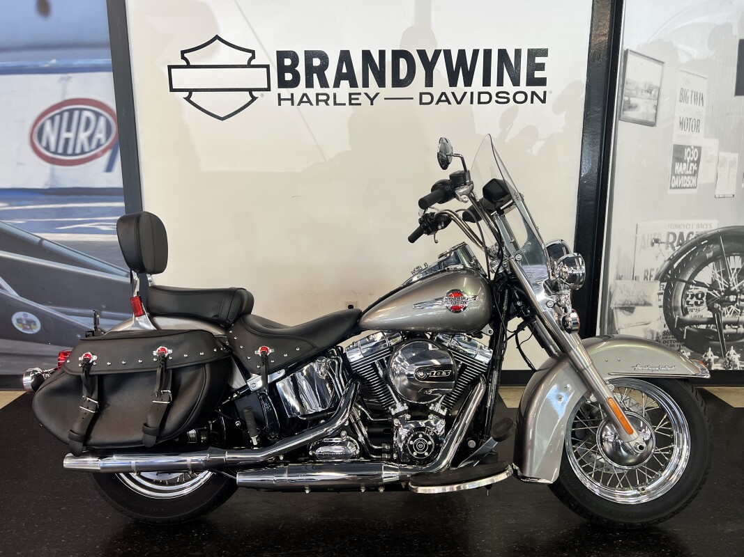 2016 Harley-Davidson® Heritage Softail® Classic Billet Silver FLSTC ...