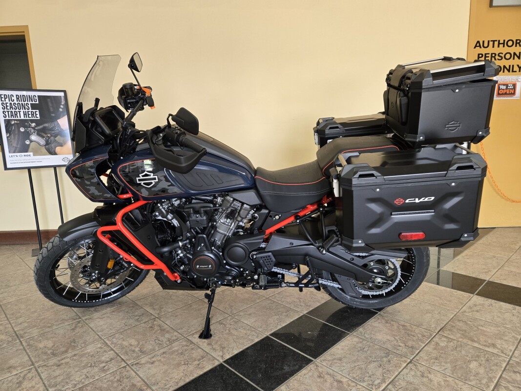 2025 Harley-Davidson® CVO™ Pan America® Carbon Blue | Beartooth Harley ...