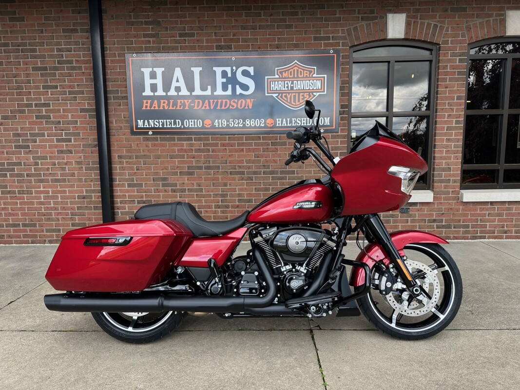 2025 Harley-Davidson Road Glide in Brilliant Red and Black Trim for ...