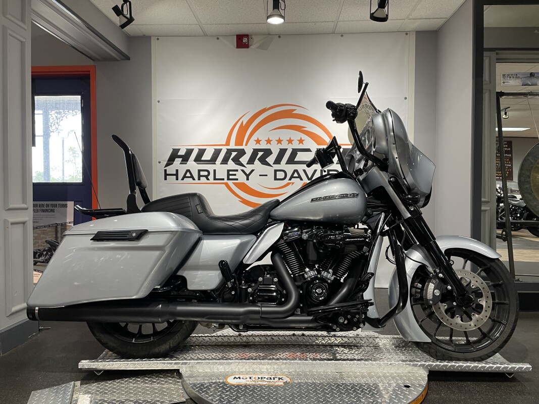 2019 Harley‑Davidson Street Glide® Special | Blue Ridge