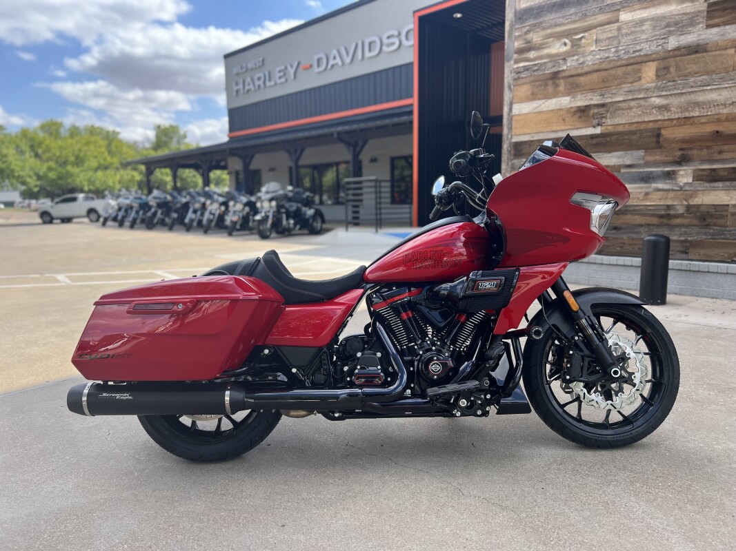 2025 Harley-Davidson® CVO™ Road Glide™ ST Rally Red | Wild West Harley ...