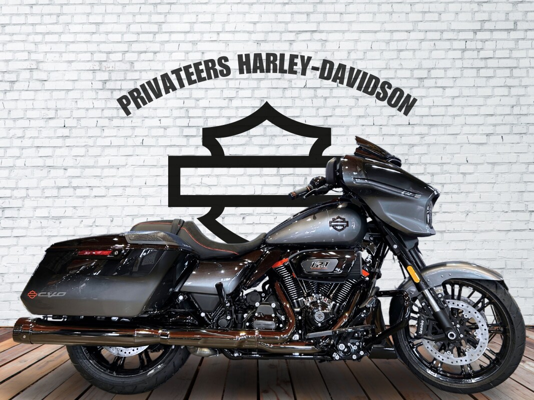2025 Harley-Davidson® CVO™ Street Glide® Raven Fade | PRIVATEERS Harley ...