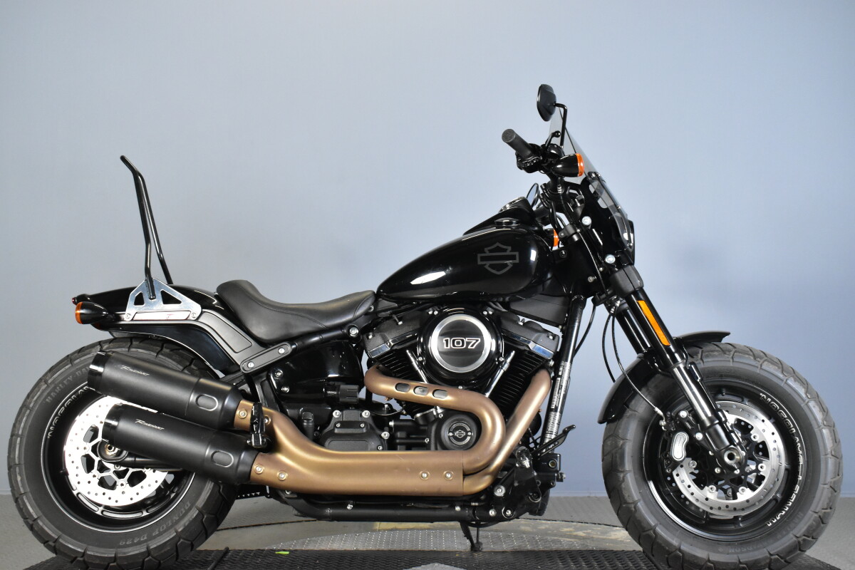 2018 Harley-Davidson® Fat Bob® FXFB – Vivid Black Bruiser, Low Miles ...