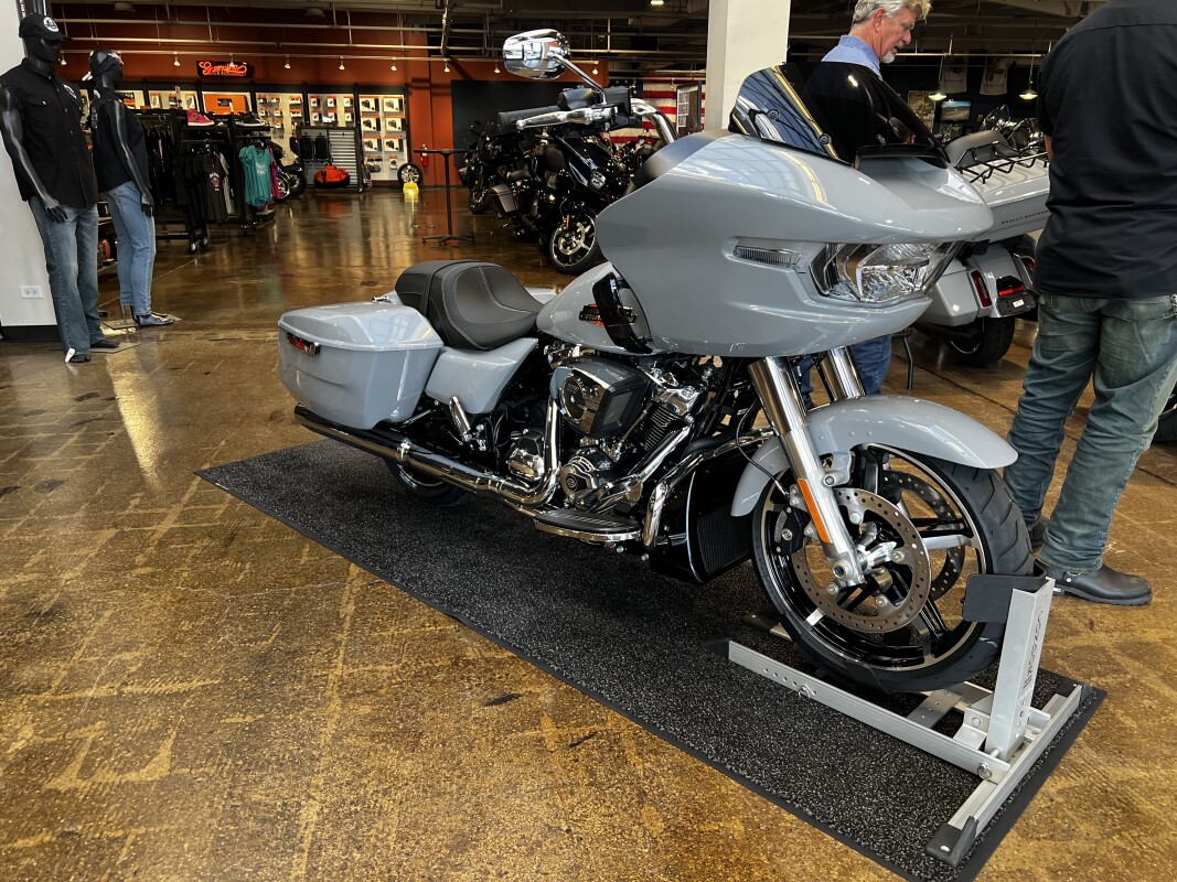 2025 Harley-Davidson® Road Glide™ | New Motorcycles For Sale | Villa ...