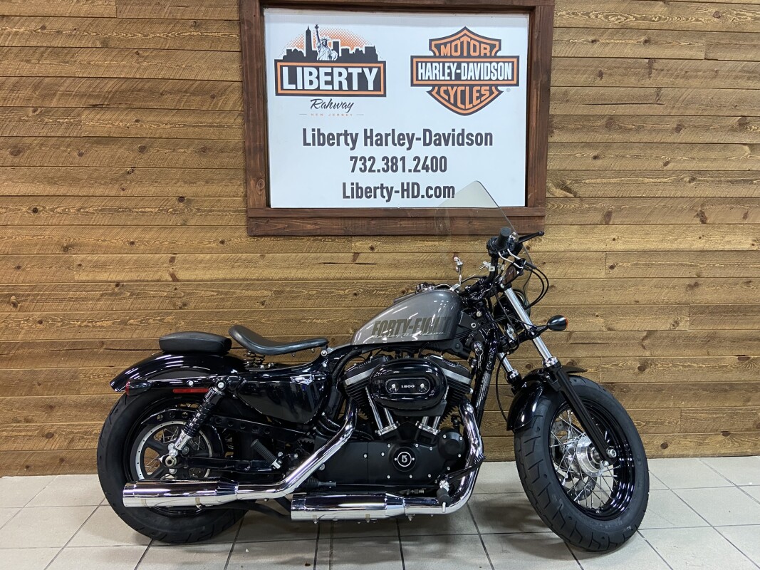 2015 Harley-Davidson® Forty-Eight® Charcoal Pearl XL1200X | Brandywine Harley-Davidson®