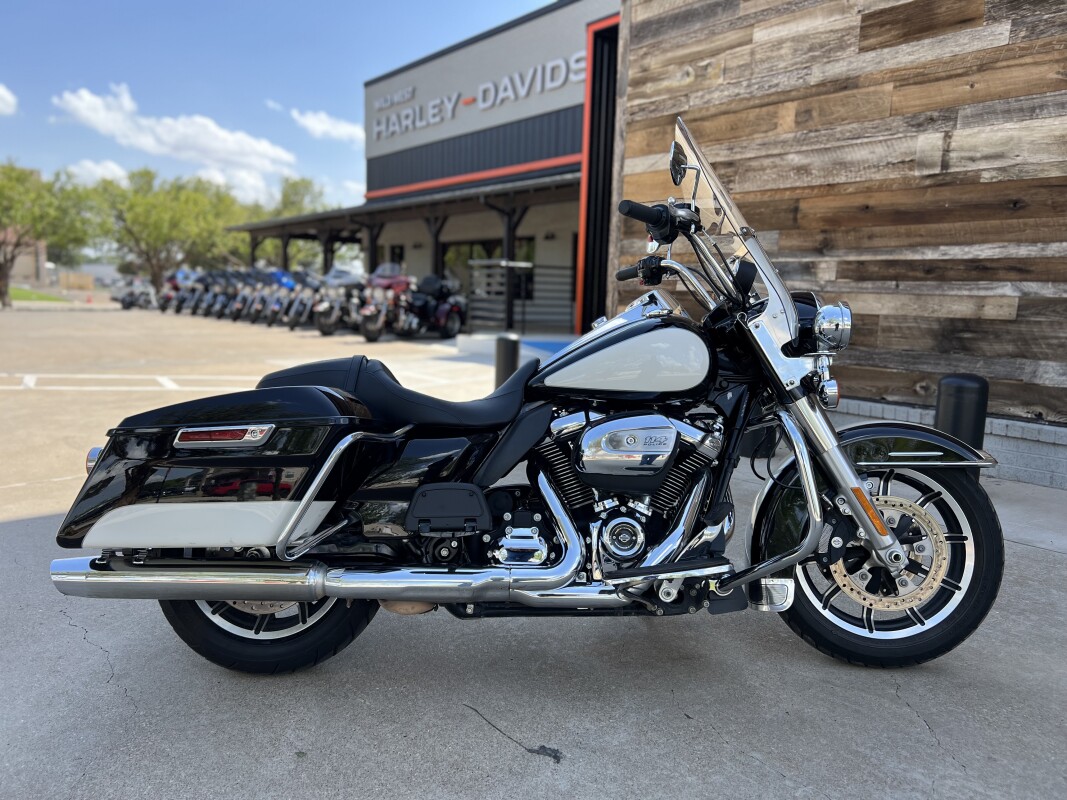 2022 Harley-Davidson® Road King® Vivid Black | Wild West Harley-Davidson®
