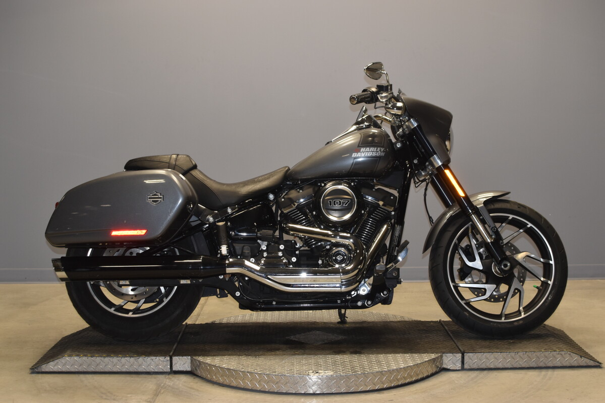 2021 Harley-Davidson® Sport Glide® FLSB | Summit Harley Davidson®