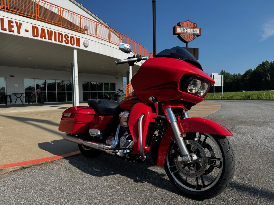 2017 Harley-Davidson® Road Glide® Special Custom Color Laguna Orange ...