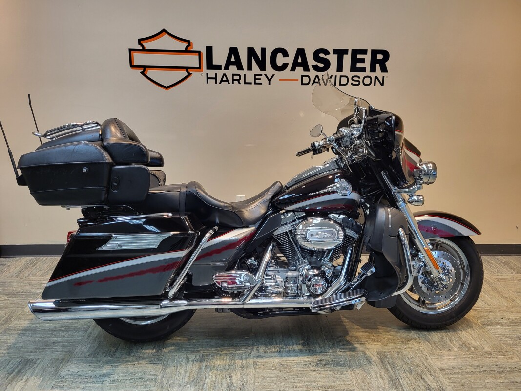 2006 Harley-Davidson® CVO Ultra Classic Electra Glide Black Candy ...