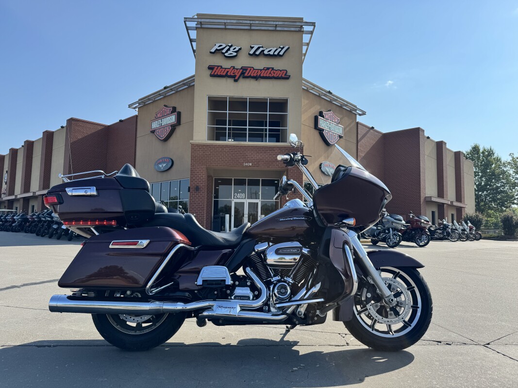 Road Glide® Ultra | Pig Trail Harley-Davidson®
