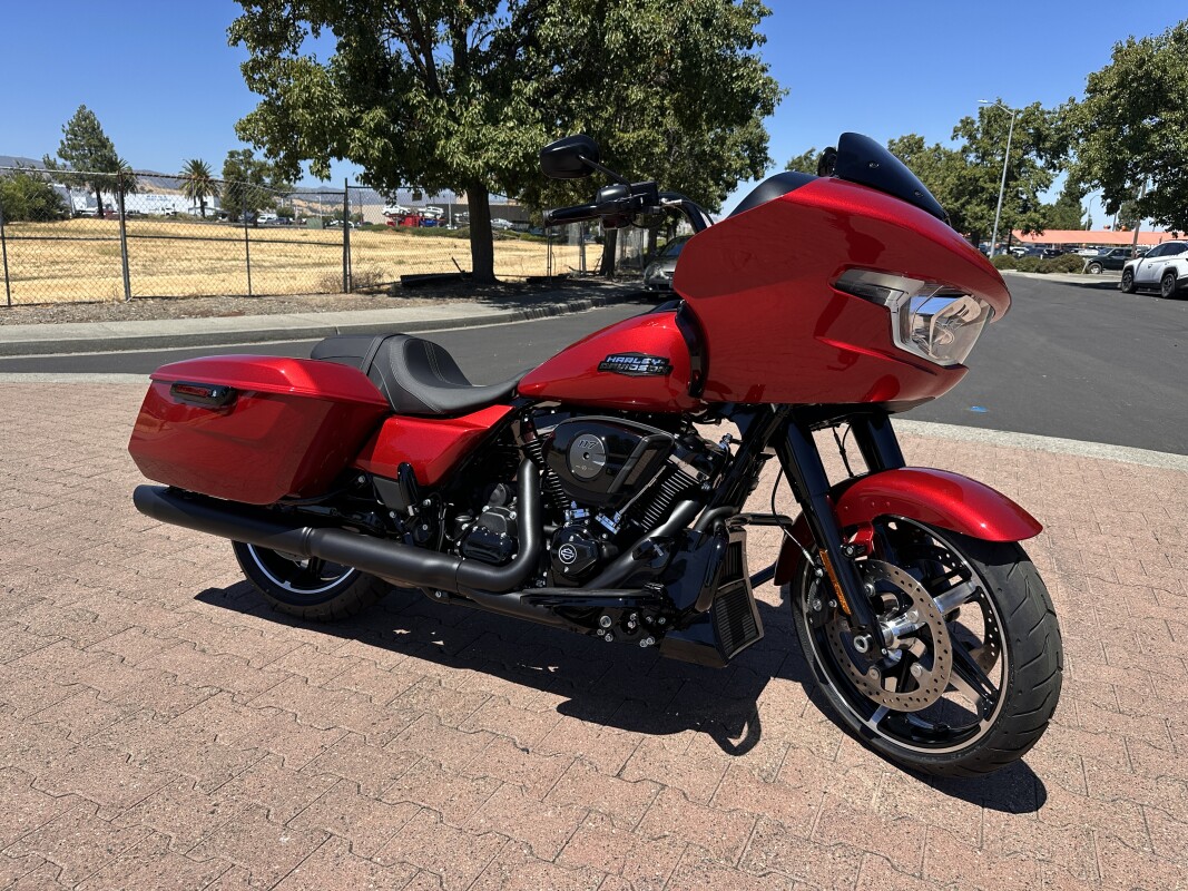 Road Glide™ | Iron Steed Harley-Davidson