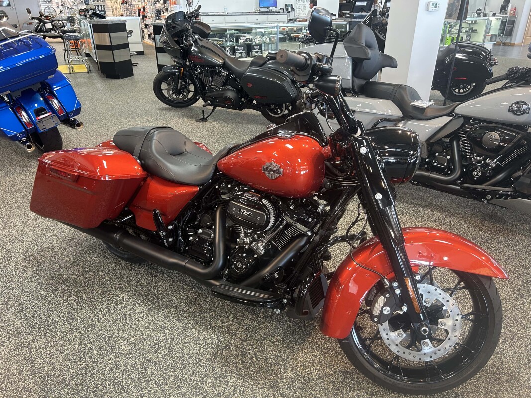2025 Harley-Davidson® FLHRXS Road King™ Special- RDRS | Ben Breece ...